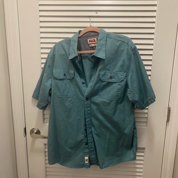 Wrangler | Shirts | Mens Vintage Wrangler Short Sleeve Button Up | Poshmark